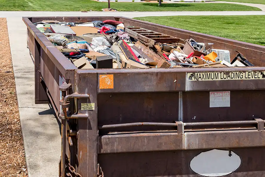 How to Maximize Space in a Dumpster: Expert Tips & Techniques